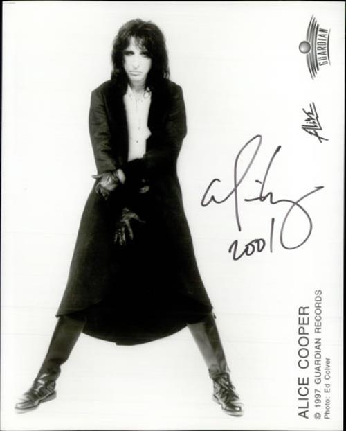 Alice Cooper Autographed Publicity Photograph US photograph (510953 ...