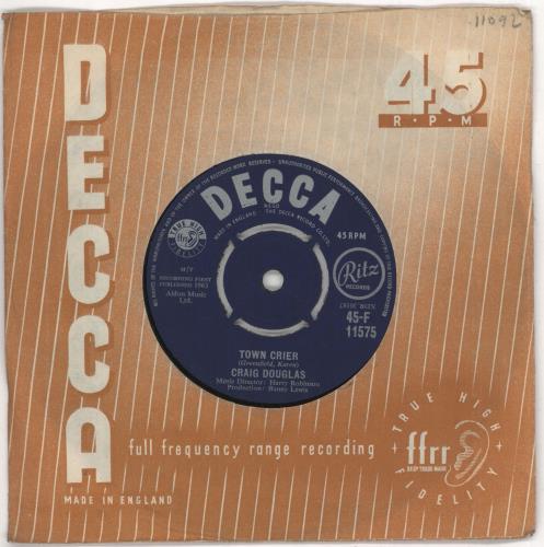 Craig Douglas Town Crier UK 7" vinyl single (7 inch record / 45) (722834)