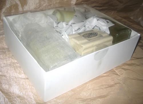 Madonna GHV2 - Ladies UK Promo box set (205926)