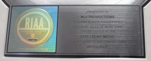 Michael Jackson Invincible US award disc (693976)