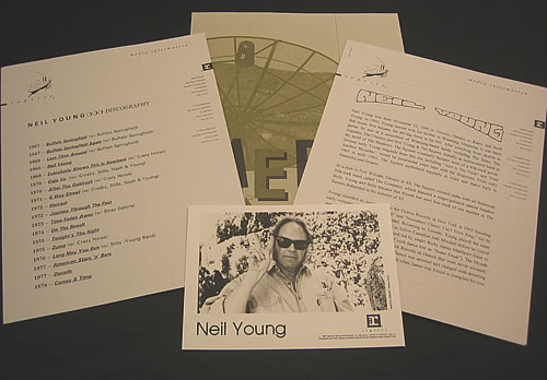 Neil Young Mirror Ball US Promo media press pack (350542) PRESS PACK