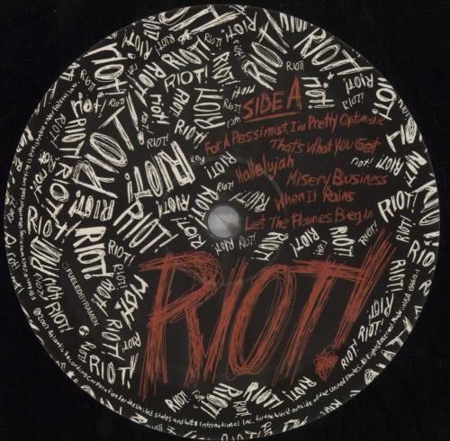 Paramore Riot! US vinyl LP album (LP record) (820845)