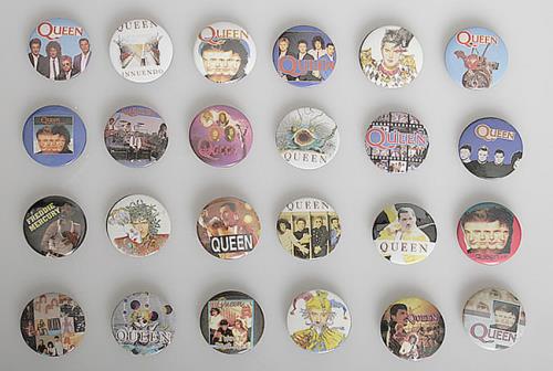 Queen Badge Collection - 24 UK badge (440697) BADGE SET