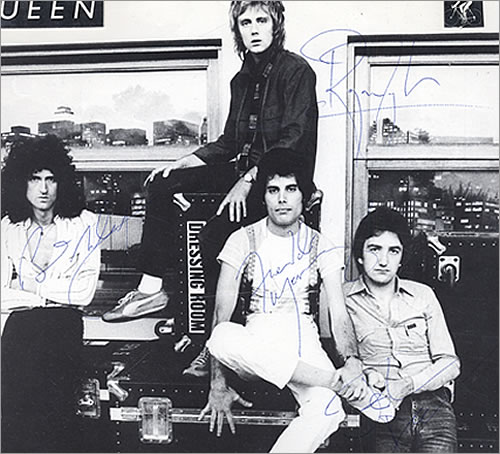 Queen Jazz -Fully Autographed UK memorabilia (419081) AUTOGRAPHED SLEEVE