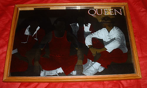 Queen Mirror UK memorabilia (328637) MIRROR