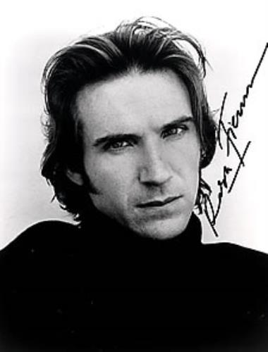 Ralph Fiennes Autographed Portrait Photograph UK Promo photograph ...