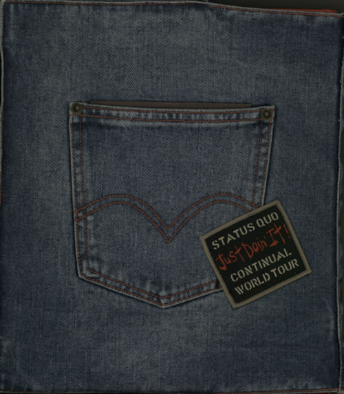 Status Quo The Official 40th Anniversary UK book (585323) 978-1844035625